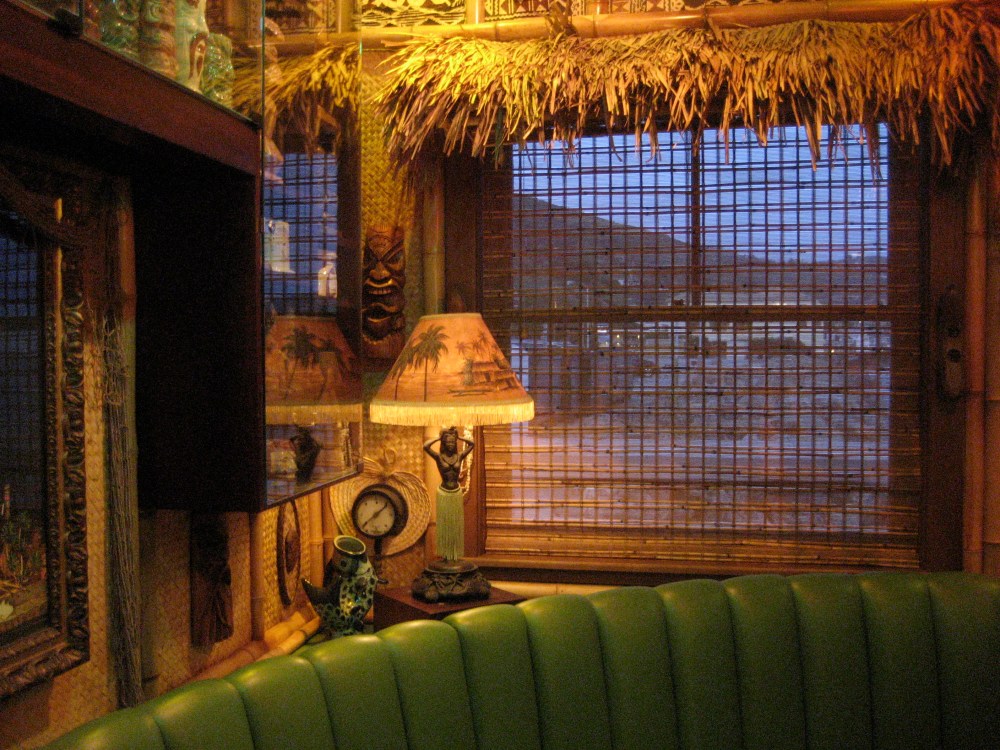 The Tonga Lei Room at The Beachcomber Malibu | The Tiki Chick
