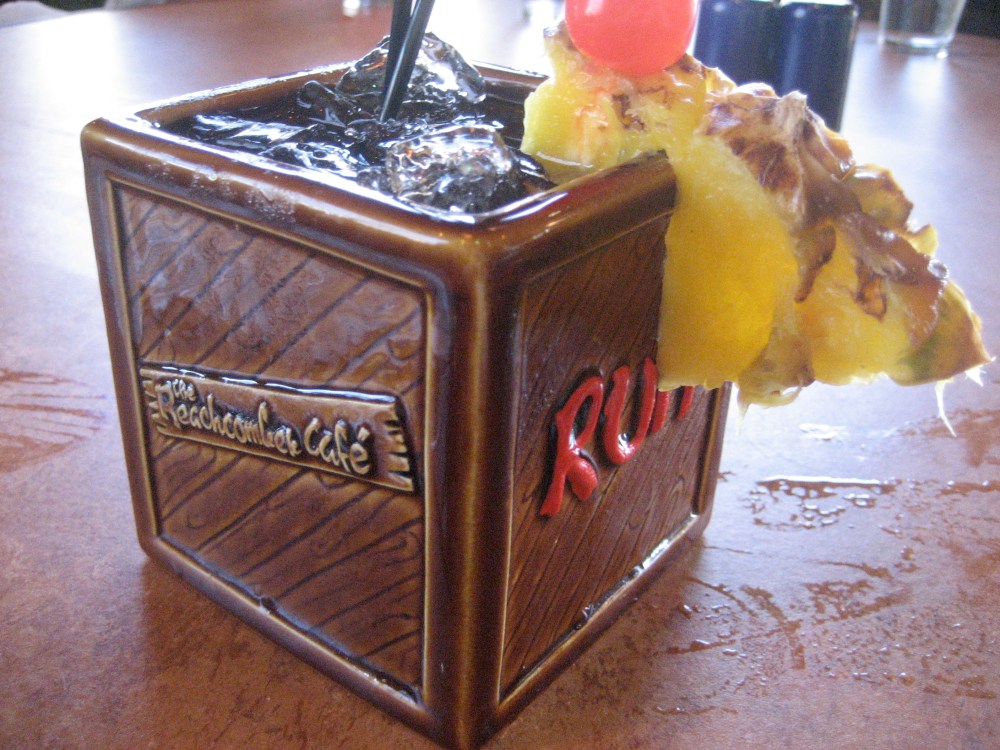 The Tonga Lei Room at The Beachcomber Malibu | The Tiki Chick